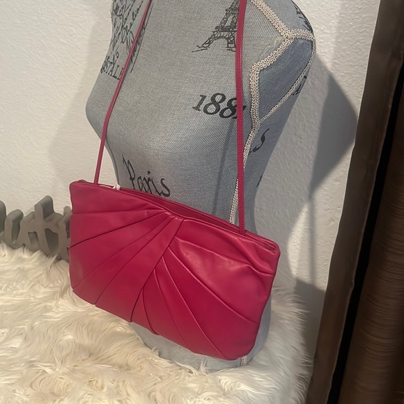 Amanda Smith | Bags | Amanda Smith Hot Pink Shoulder Bag | Poshmark